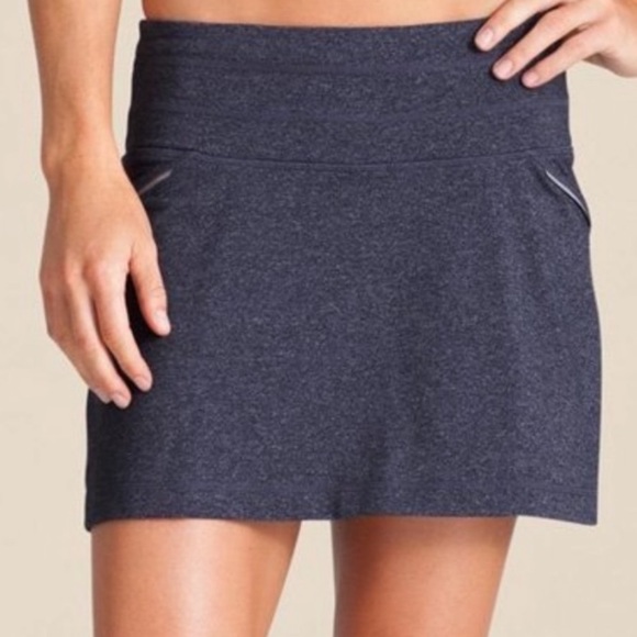 Athleta | Skirts | Athleta Relay Skort Gray M | Poshmark